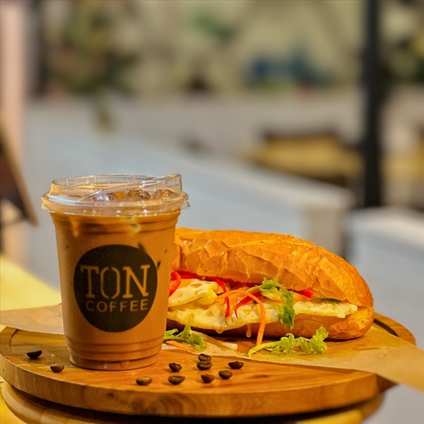 (Set) Baguette with Egg (Banh Mi Trung)