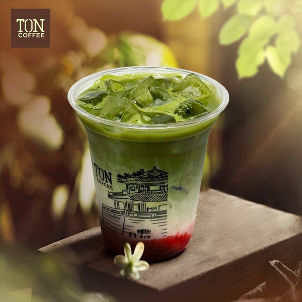 Strawberry Matcha Latte